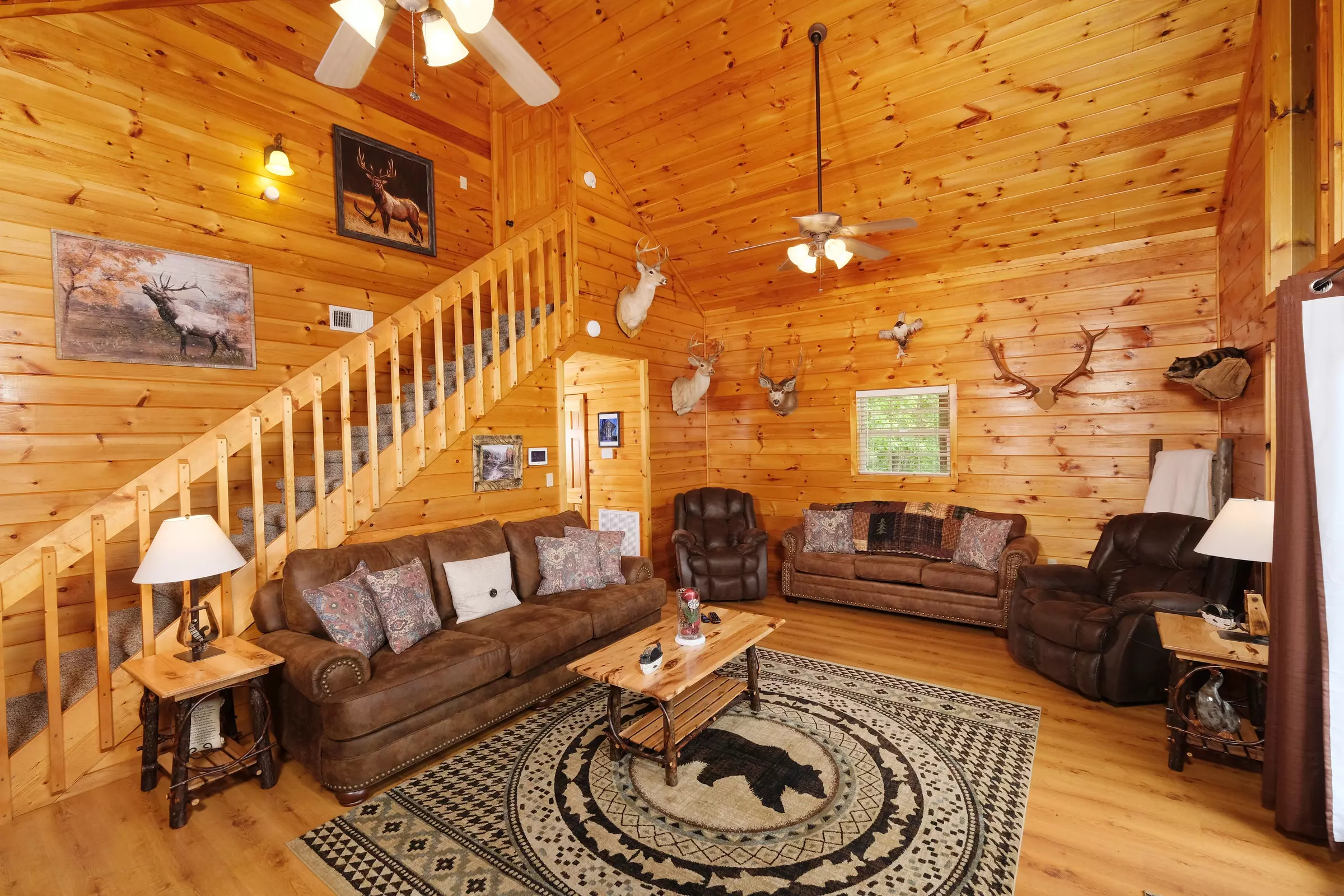 2 Bedroom Cabin Rental in Sevierville: Redneck Paradise